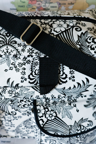 Oilcloth Weekender Bag - Black Toile – Oilcloth Alley